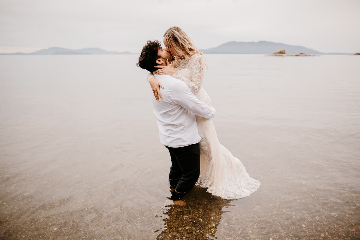 Daphnee and Isaiah’s Larabee State Park Anniversary Session - Kastle H ...